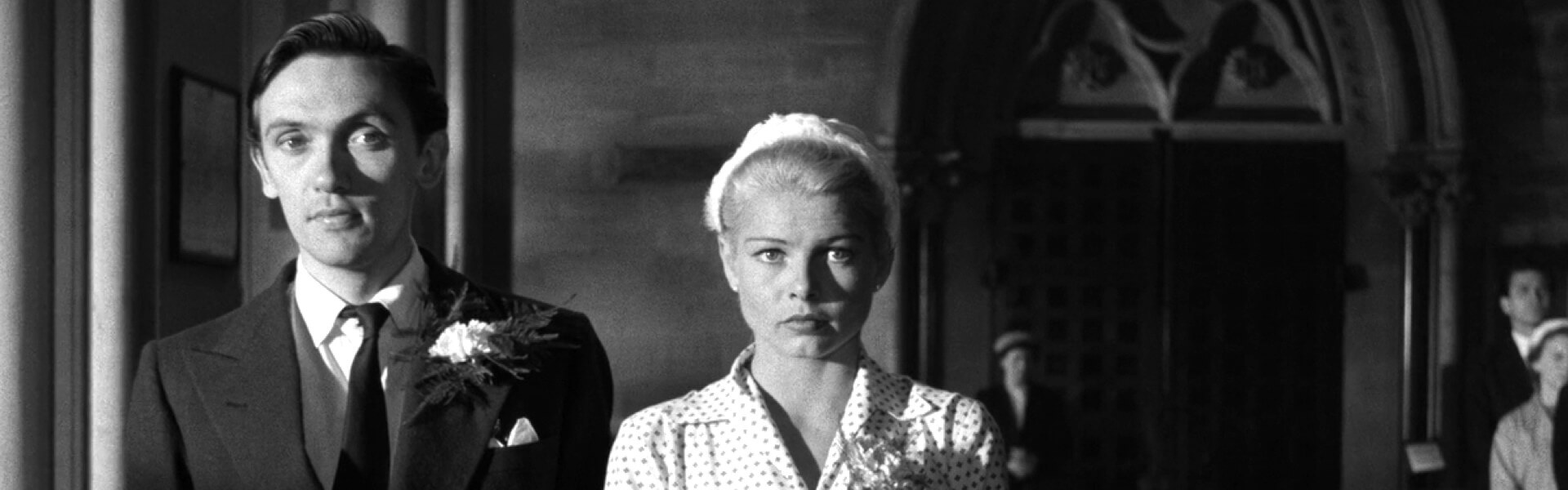 Der Weg nach oben (1959) von Jack Clayton | Die blaue Serie - UCM.ONE