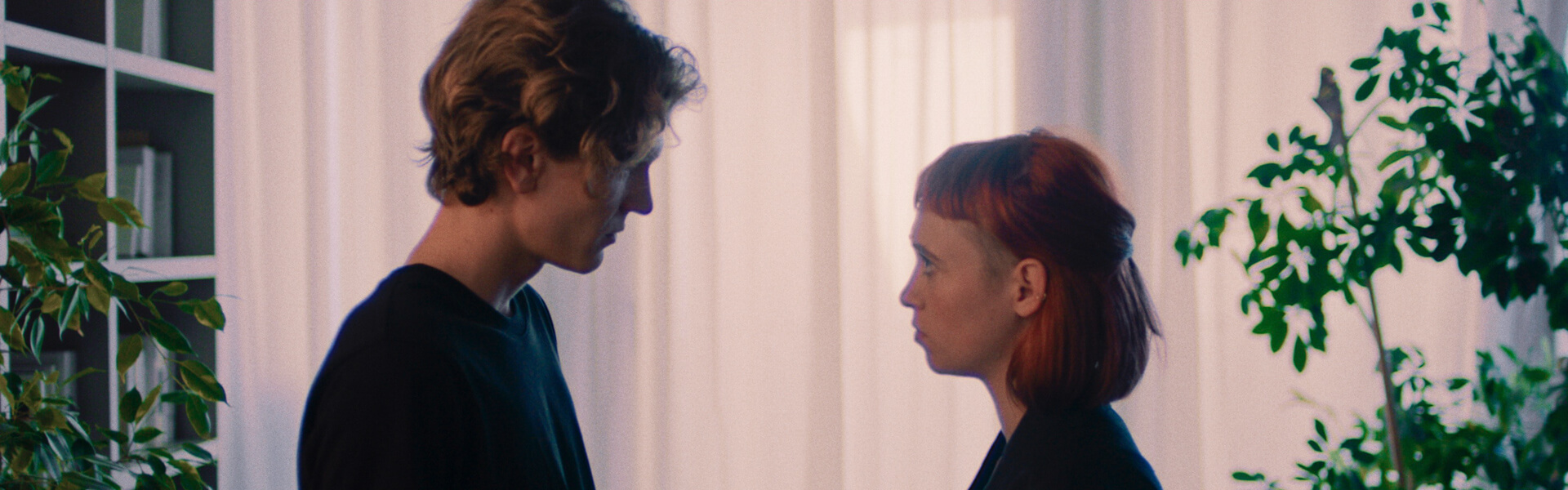 Youth Topia (2021) von Dennis Stormer | Artkeim²